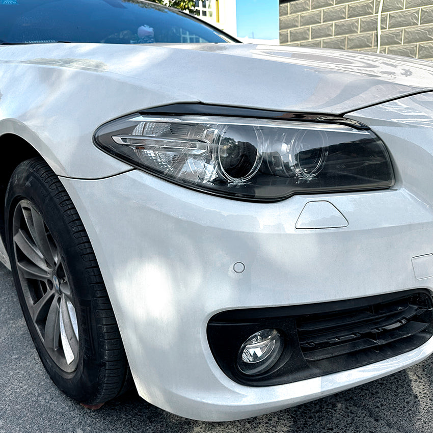 Øjenskygger til BMW F10/F11 Facelift LCI (2013+) – Blank sort - NaviTronic